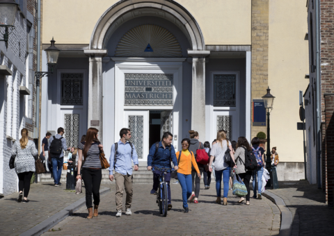 Maastricht University - Link EDU-RES